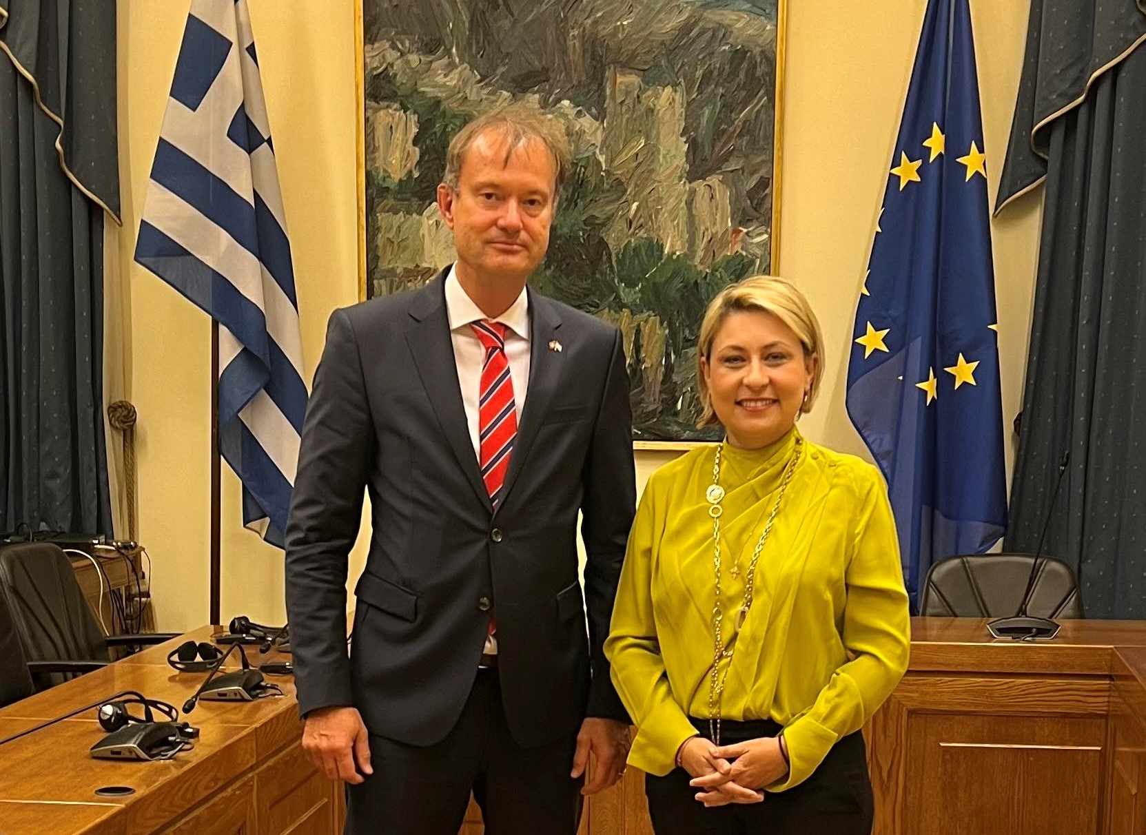 Η Αχαΐα στο επίκεντρο της συνάντησης Αλεξοπούλου με τον νέο Ελβετό ...